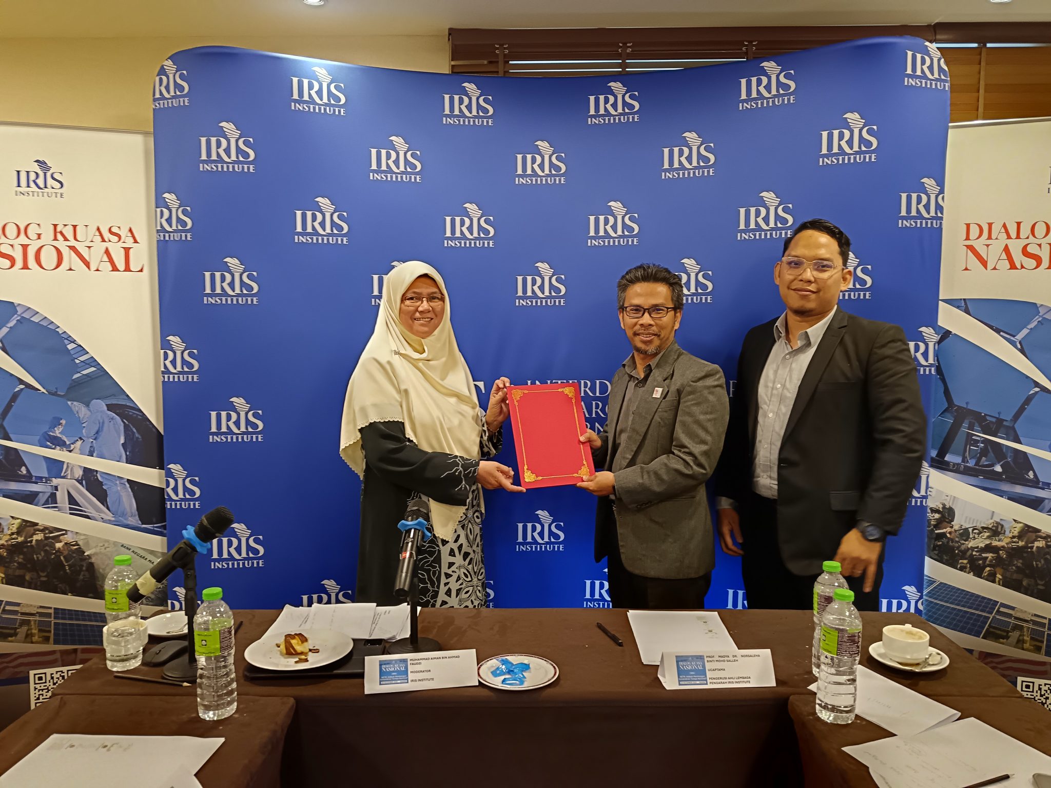 DKN Siri 2 Anjuran IRIS Bincang Model Triniti Tenaga dan Hala Tuju NETR ...